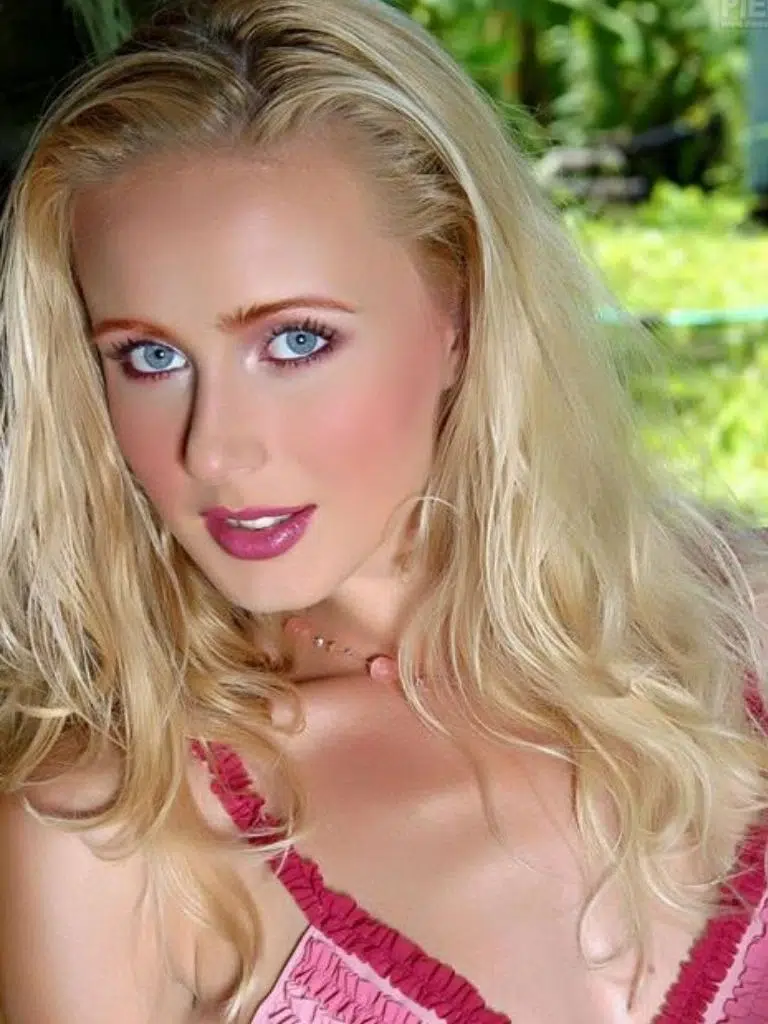 Lenka Horakova Biography: Wiki, Age, Career, Height, Weight, Husband & More
