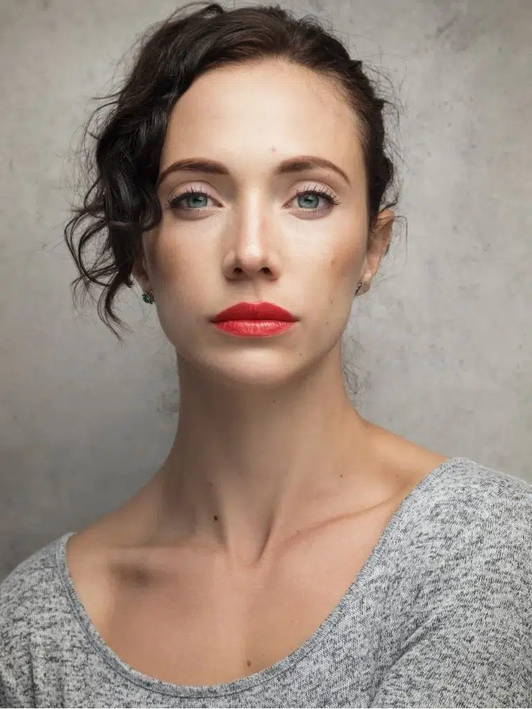 Leigh Raven Biography: Wiki, Age, Career, Height, Weight, Boyfriend ...